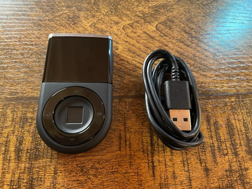 D'Cent Wallet: Hardware Wallet mit Fingerabdruck-Sensor